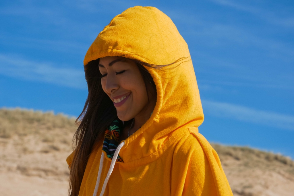 Mango Towel Surf Poncho / Tribal Black Pattern - Pakal Ethnic Surf Shop